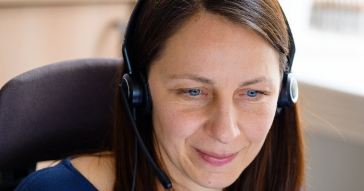 You can actually hear a smile over the phone - Blog - MY CLINIC